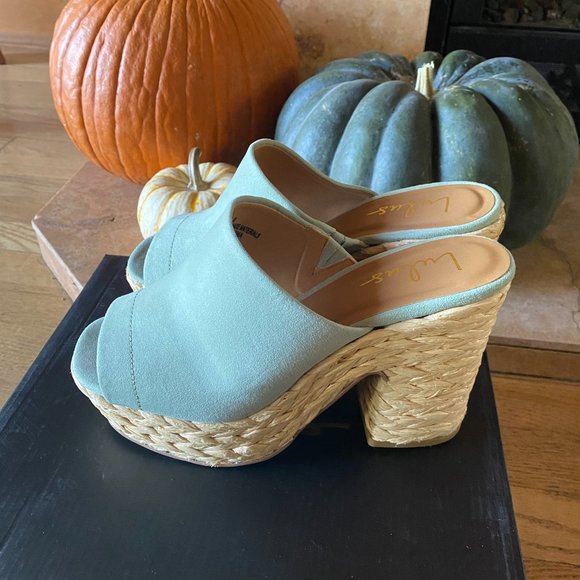 Lulus | Shoes | Ervyn Mint Green Suede Raffia Platform Slide Sandals ...